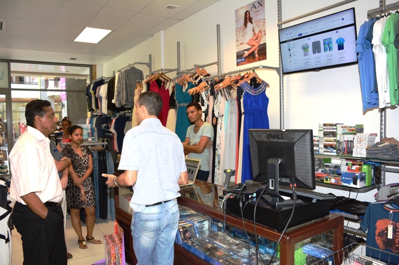 VP Faure visits Venture Bay, Kokonet -Archive -Seychelles Nation