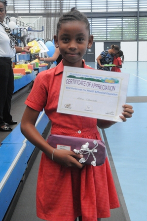 Plaisance primary school’s best pupils rewarded -Archive -Seychelles Nation