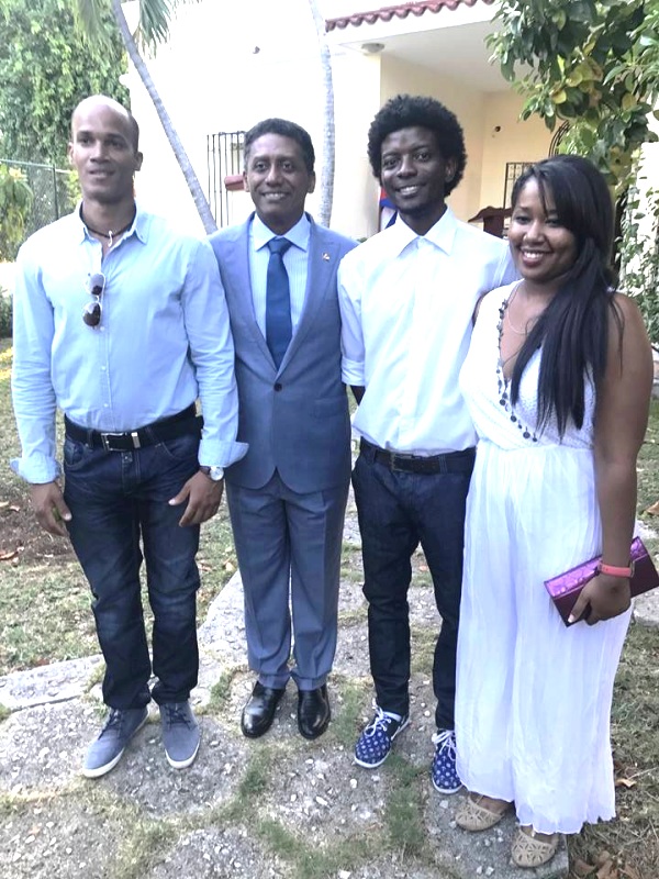 Maria Valentin's Instagram, Twitter & Facebook on IDCrawl