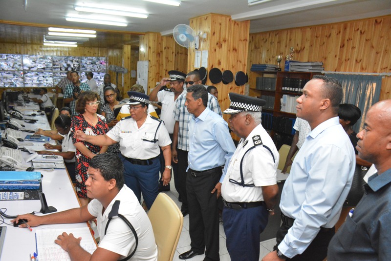 President Faure visits Central Police Station and FRSA ‘Police officers ...