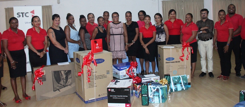 STC rewards its loyalty card customers -Archive -Seychelles Nation
