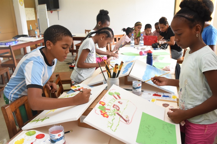 Takamaka primary students get arty for World Environment Day ...
