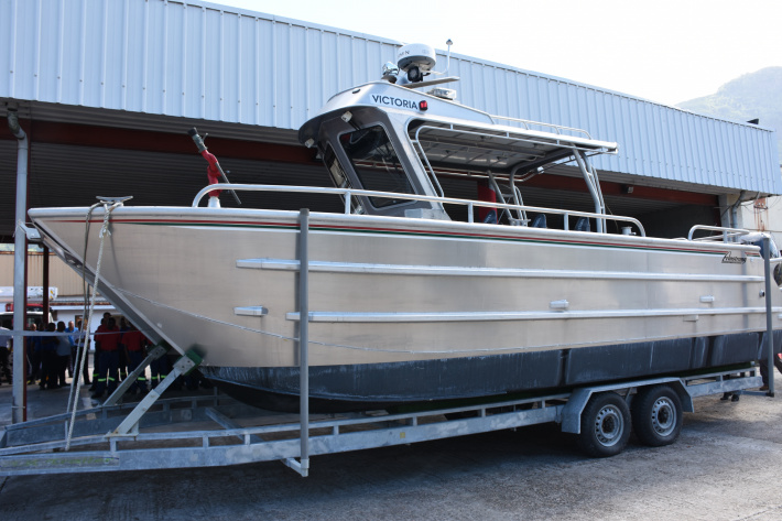 SFRAfireboatquisition2019 New boat to boost SFRSA’s firefighting and ...