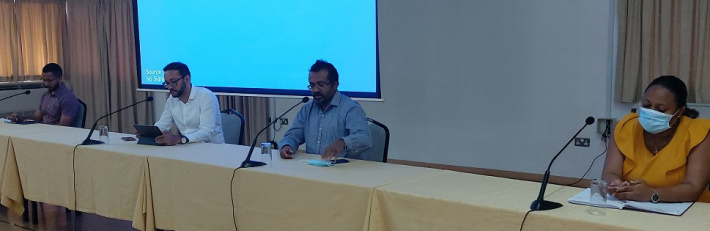 Finance minister meets business associations in preparation for budget ...