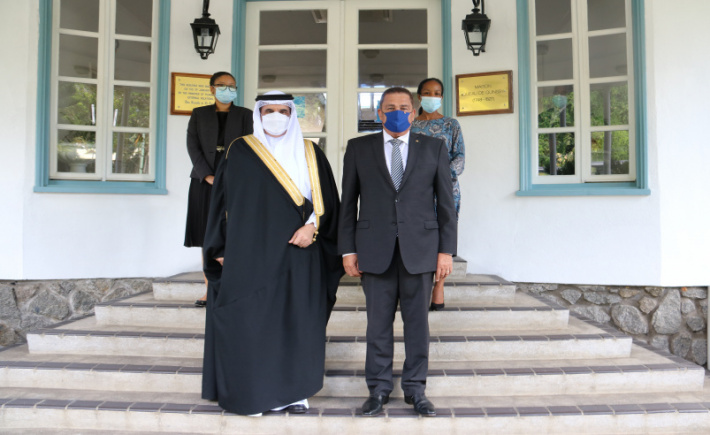 Newly accredited Bahraini ambassador calls on Minister Radegonde ...