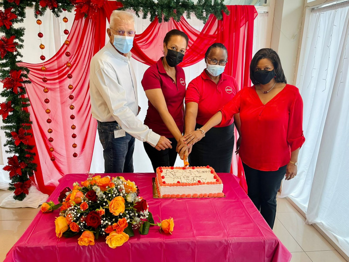 Absa Seychelles recognises and rewards 25 long-serving employees ...
