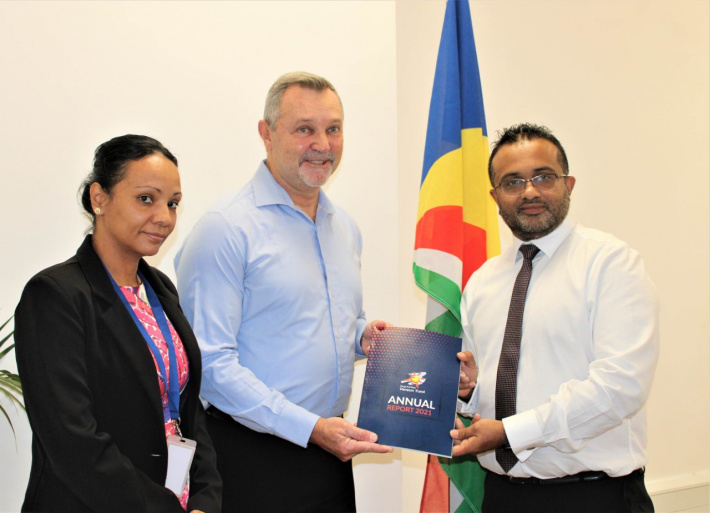 Seychelles Pension Fund Presents Annual Report 86 Of People Paid By Seychelles Pension Fund Presents Annual Report 86 Of People Paid By