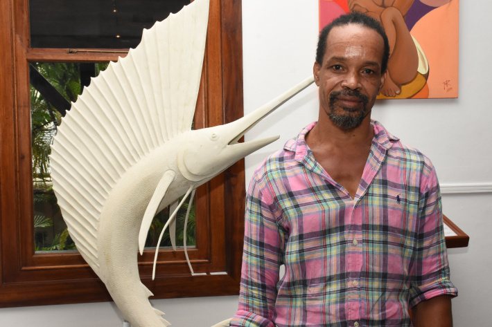 Seychellois sculptor takes art lovers for a deepdive into the ocean ...