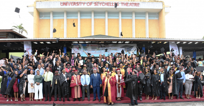 128 graduate from UniSey By Laura Pillay A total of 128 students who ...