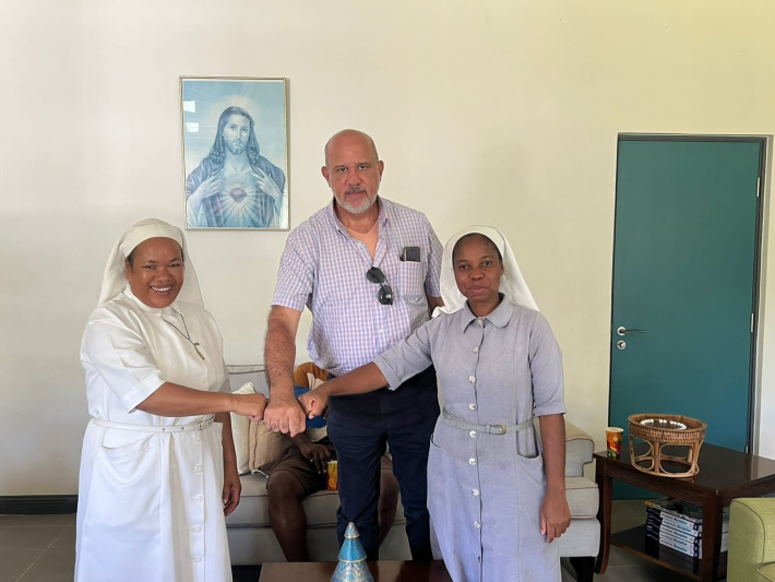 Prison staff volunteer at Foyer de Nazareth -Seychelles Nation