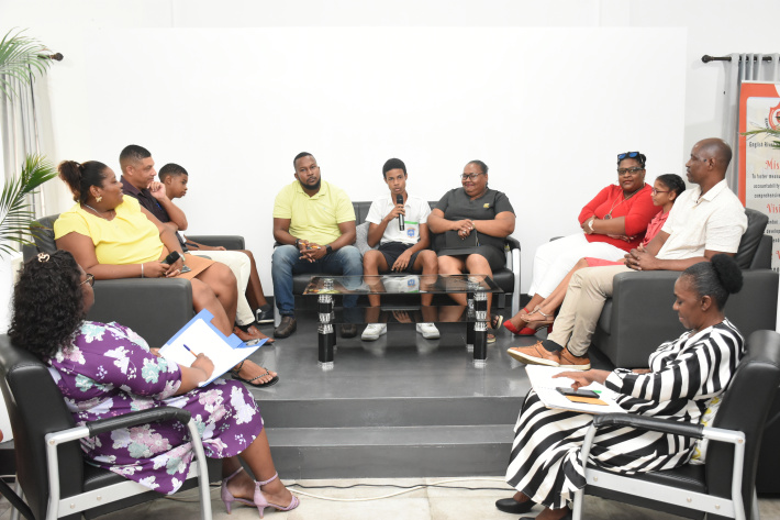 Round table addresses academic and non-academic performances ...