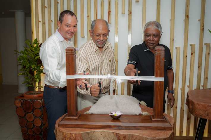 Labriz Lounge reopens as a stylish tapas bar and event venue on Mahé ...