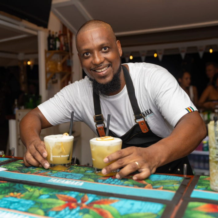 Let’s make some refreshing iced tea! -Seychelles Nation