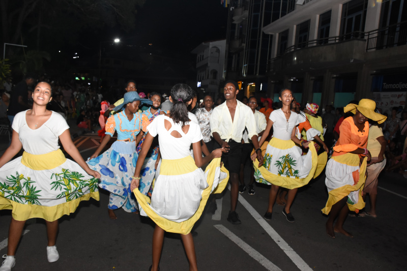 Leko tanbour moutya i fer rezonnen Victoria Par Laura Pillay ...