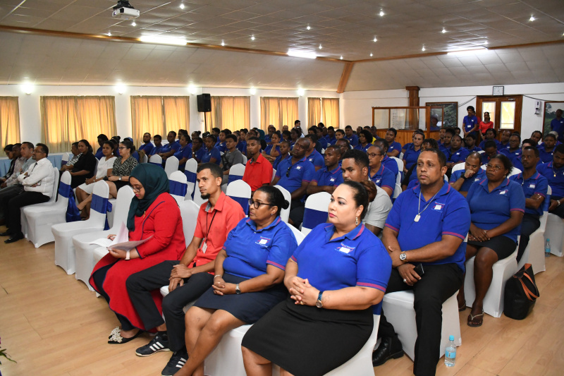 Seychelles Postal Services honours long-serving staff members ...